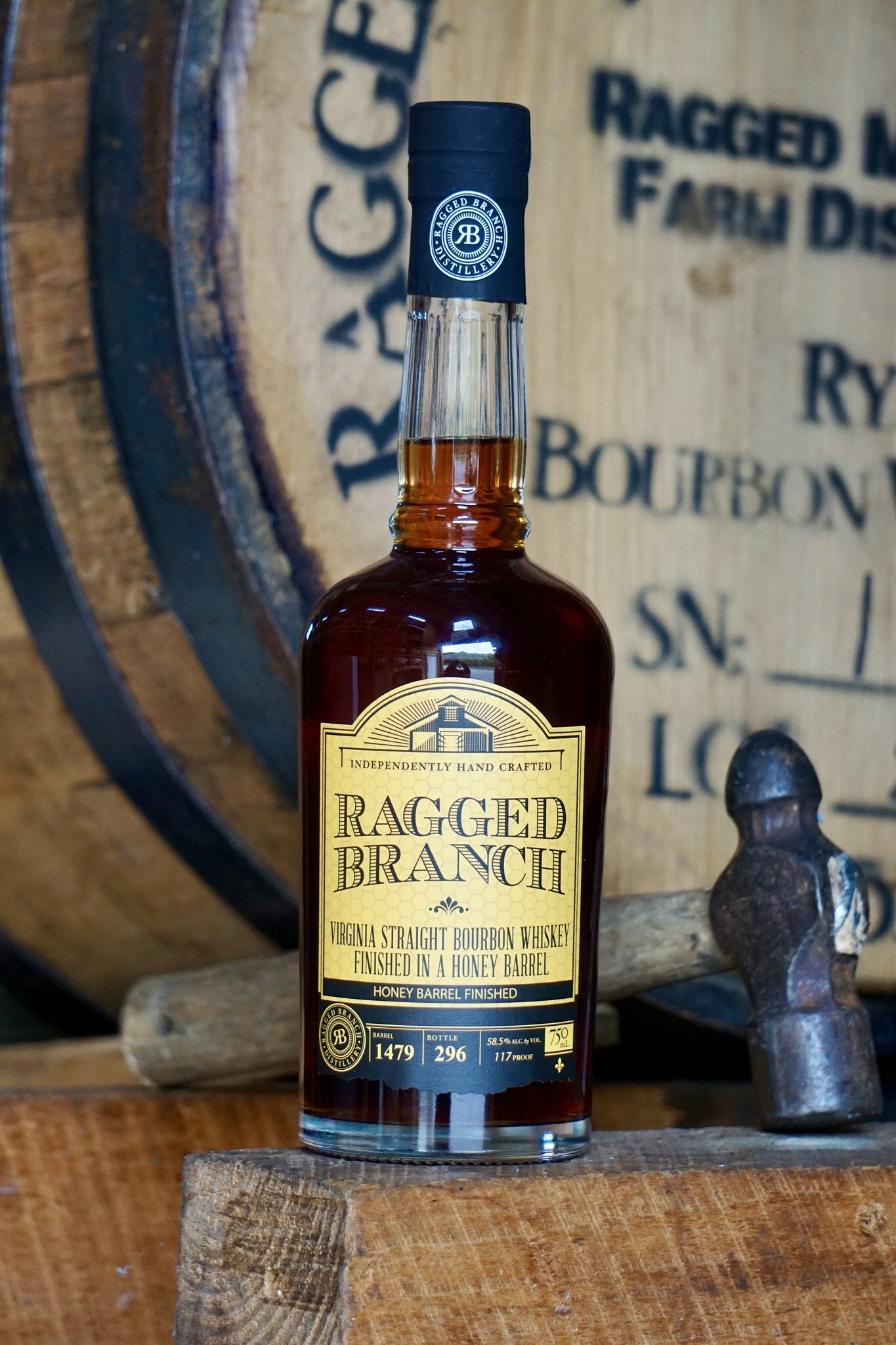 Ragged Branch Distillery wins with Honey Bourbon