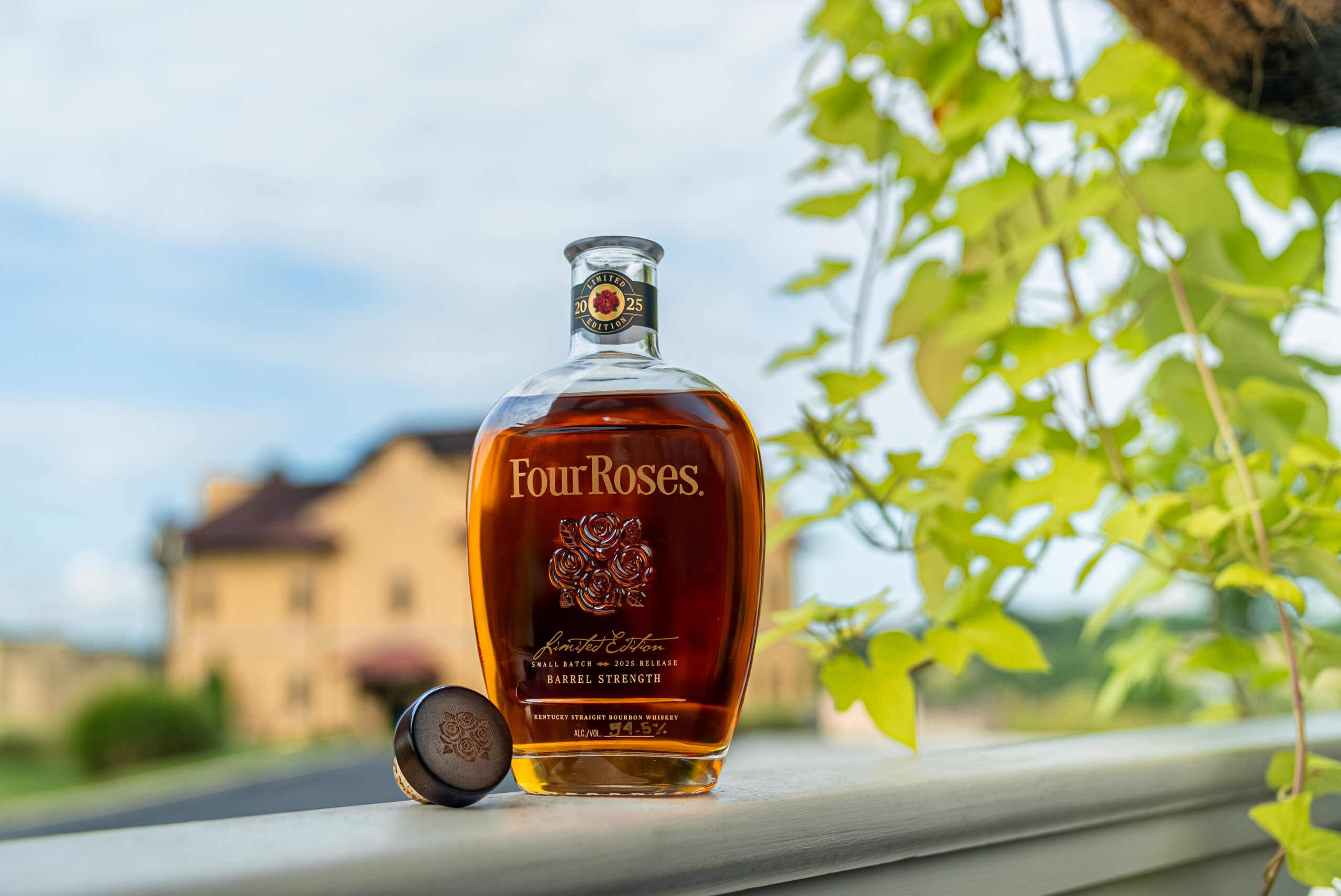 Four Roses Distillery sets the release of its 2025 Limited Edition ...